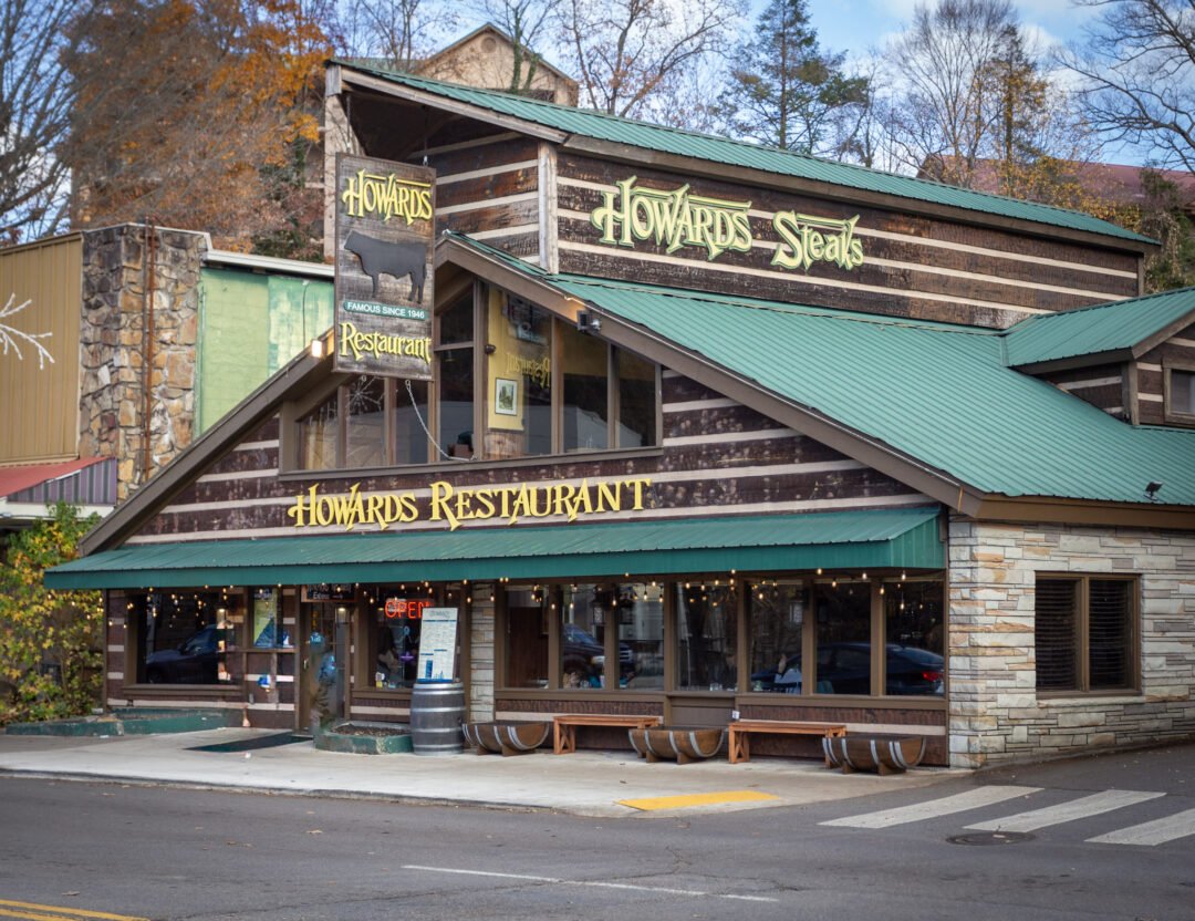 Howard’s Restaurant Gatlinburg - Visit Gatlinburg & Pigeon Forge