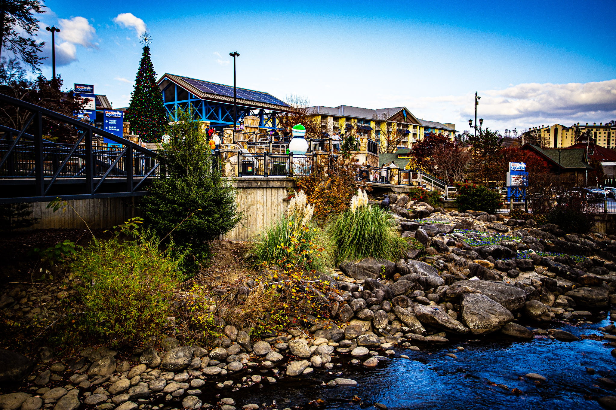 Gatlinburg Lodging - Visit Gatlinburg & Pigeon Forge